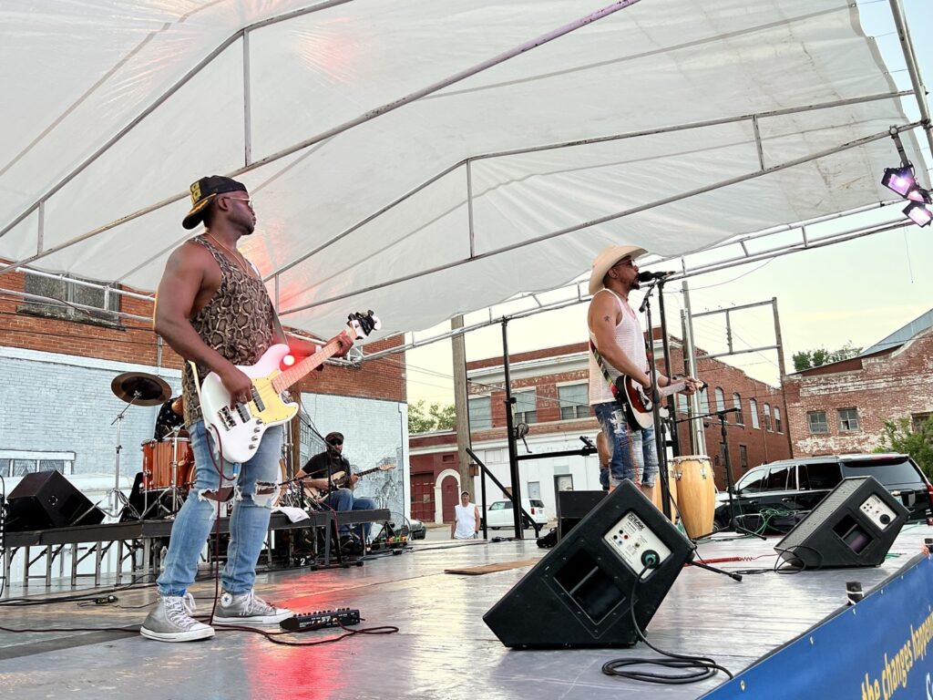 Photos: Charlie Redd brings great music to downtown Sapulpa, despite ...