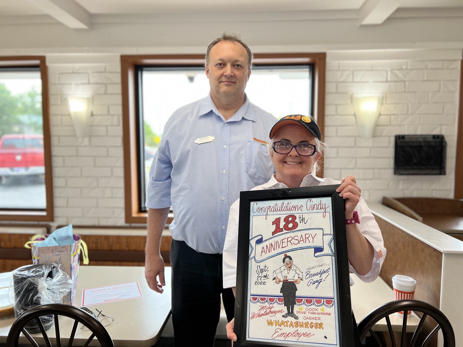 Sapulpa Whataburger employee celebrates 18 years with store – Sapulpa Times
