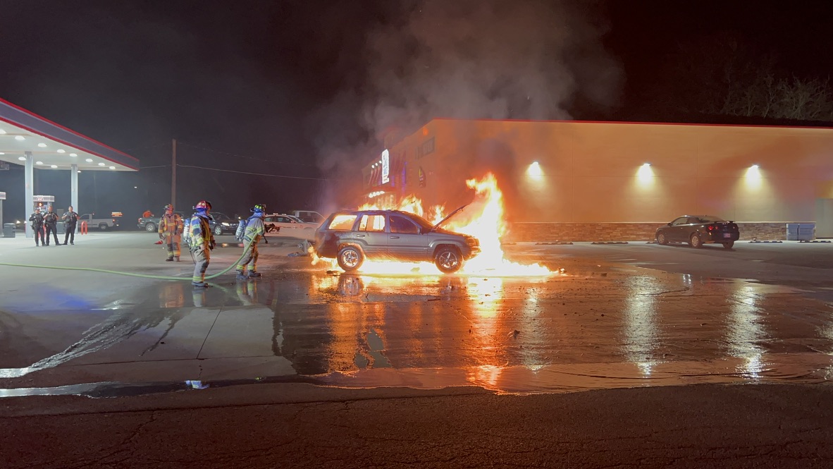 Car erupts into flame at gas station parking lot – Sapulpa Times