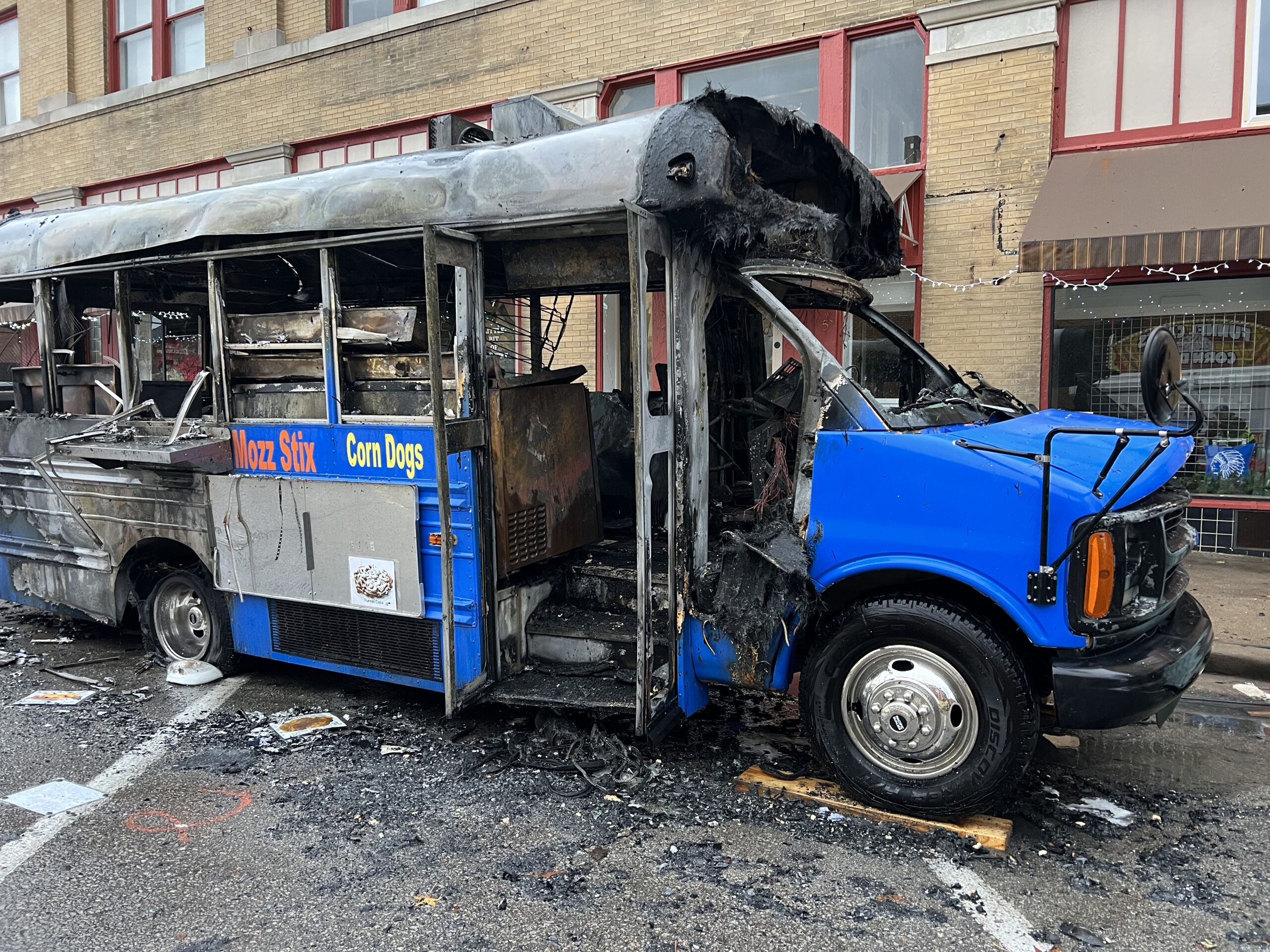 Overnight food truck fire at Christmas Chute causes minimal damage ...