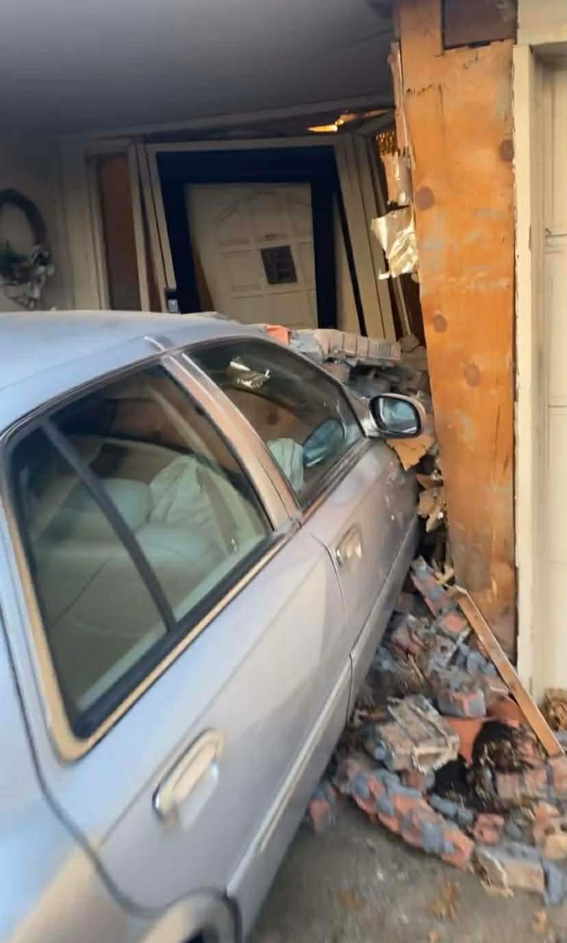 PHOTOS: Woman arrested after crashing car into Sapulpa home where her ...